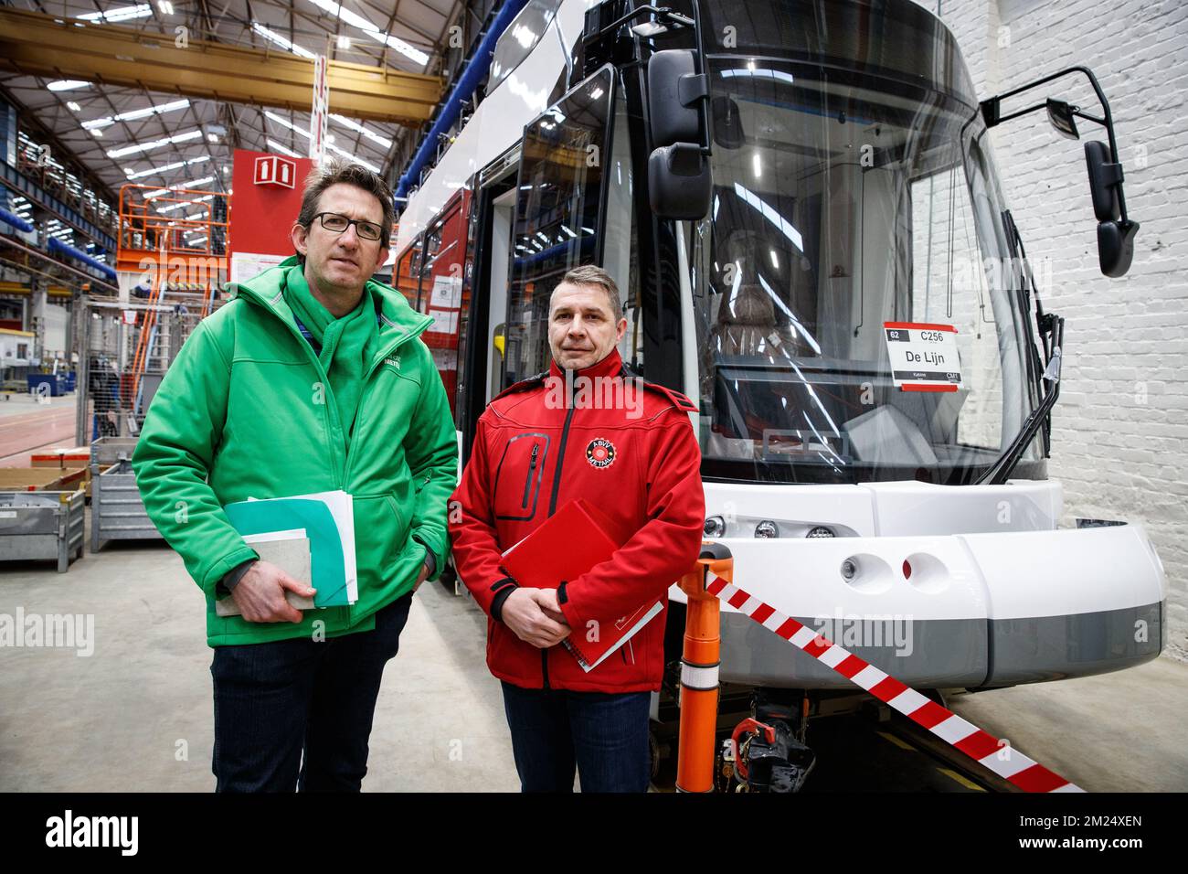Steven Bogaert from ACV Metal and Freddy Bakker from ABVV Metal ...