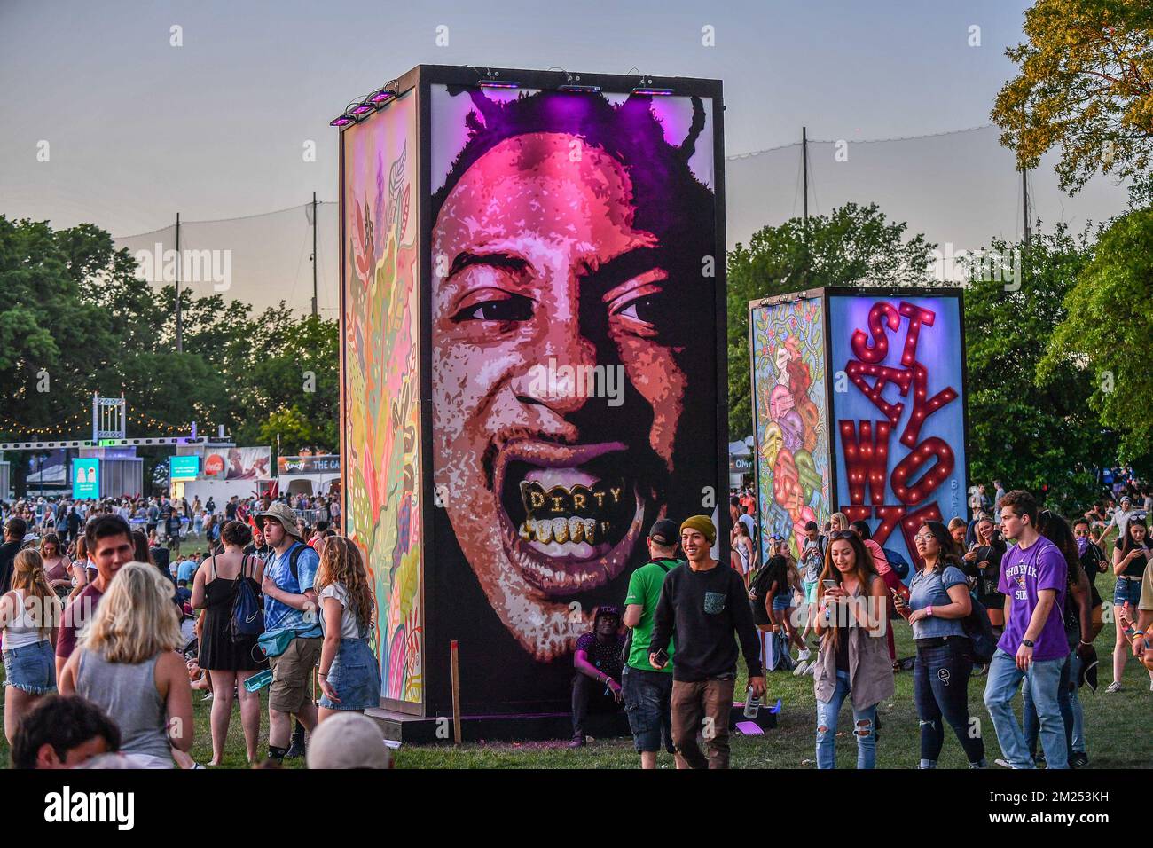 Governors ball music festival crowd hi-res stock photography and images ...