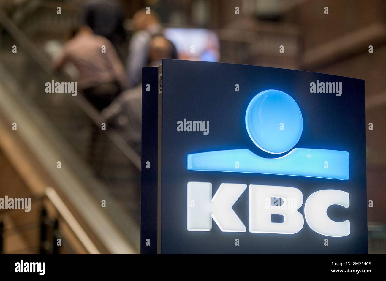 Kbc bank logo hi-res stock photography and images - Alamy