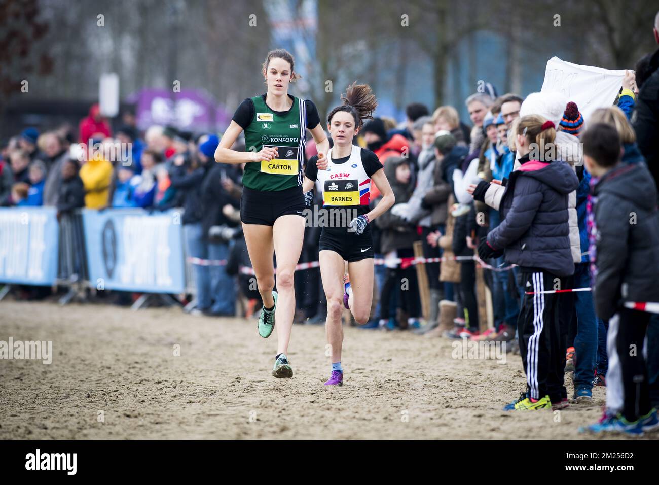 Belgian Louise Carton and Stephanie Barnes pictured in action during ...