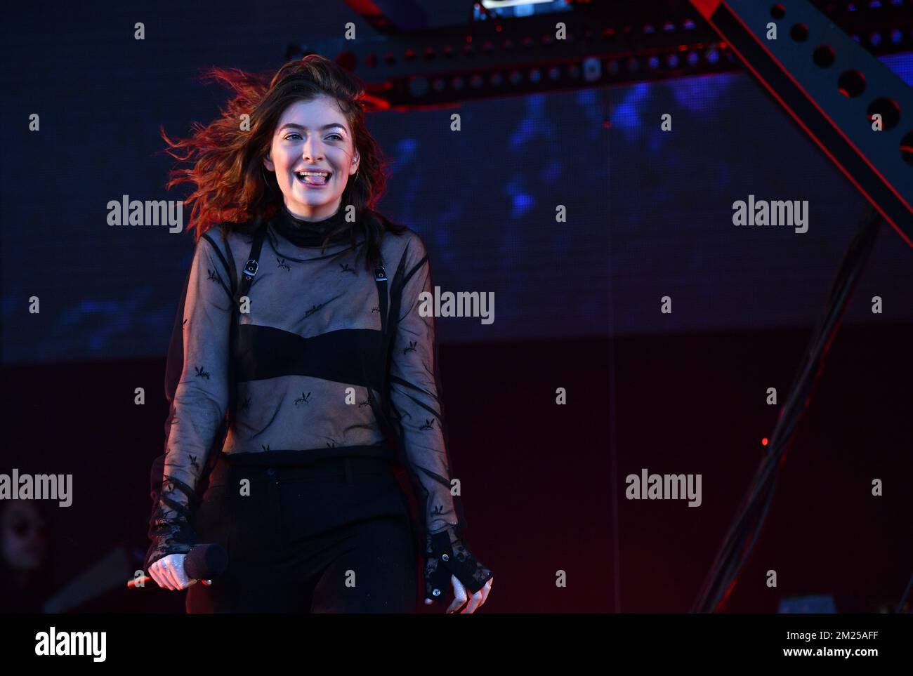 Lorde new zealand music hi-res stock photography and images - Alamy