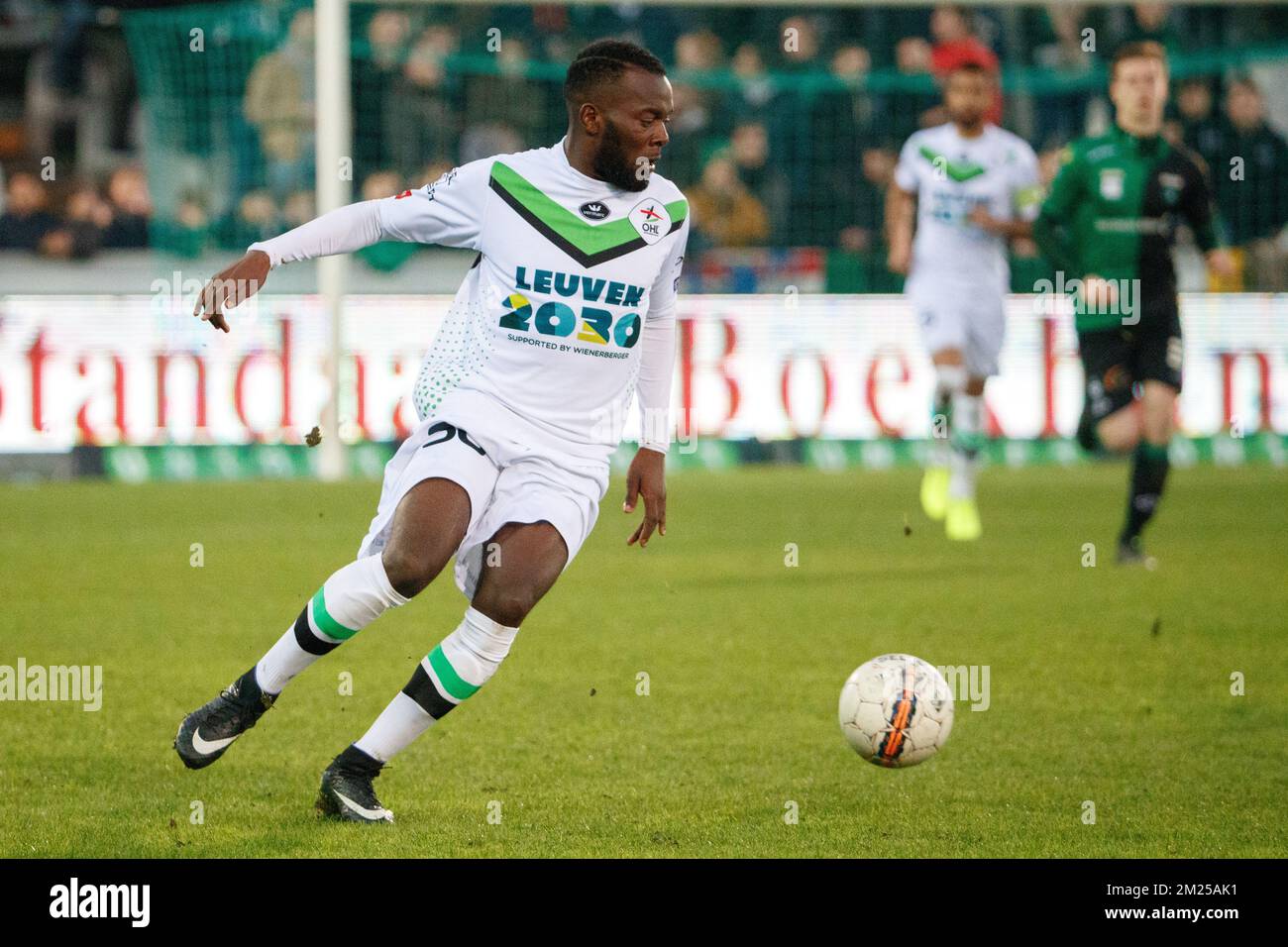 OHL's Yannick Loemba fights for the ball during the Proximus League ...