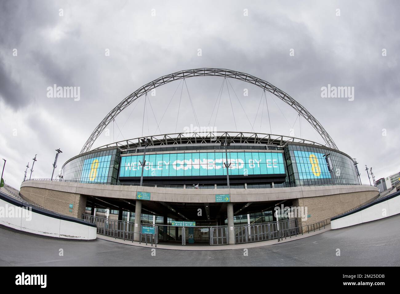 Wembley stadium press conference hi-res stock photography and images ...