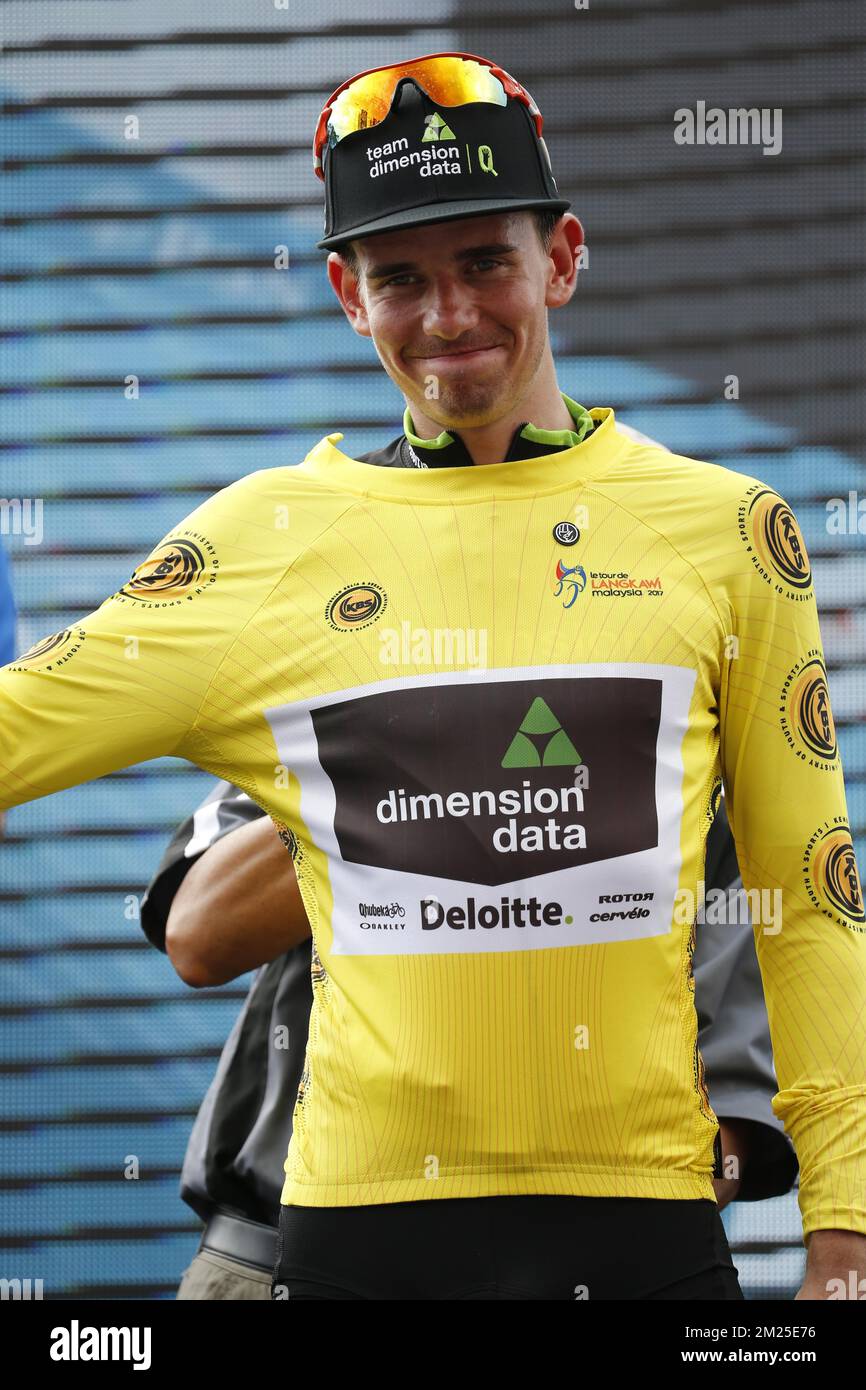 South-African Ryan Gibbons of Team Dimension Data, leader in the ...