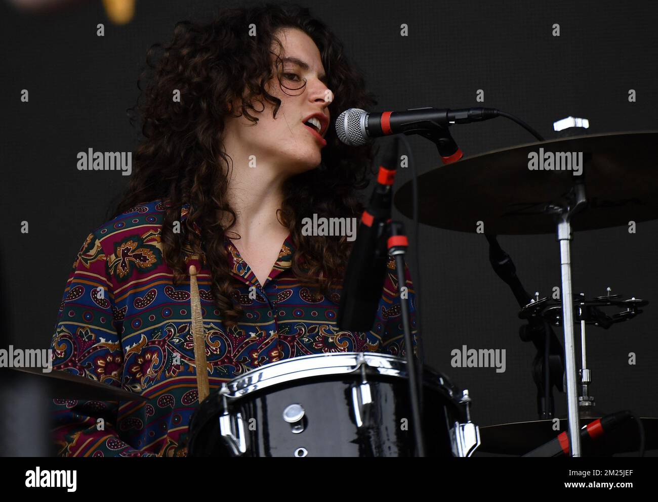 Governors Ball - Alvvays in concert Stock Photo - Alamy