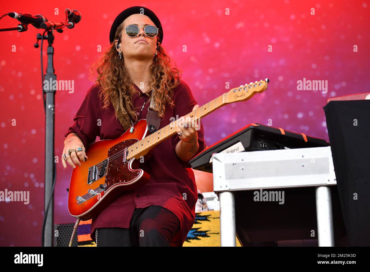 Tash sultana singer hi-res stock photography and images - Alamy