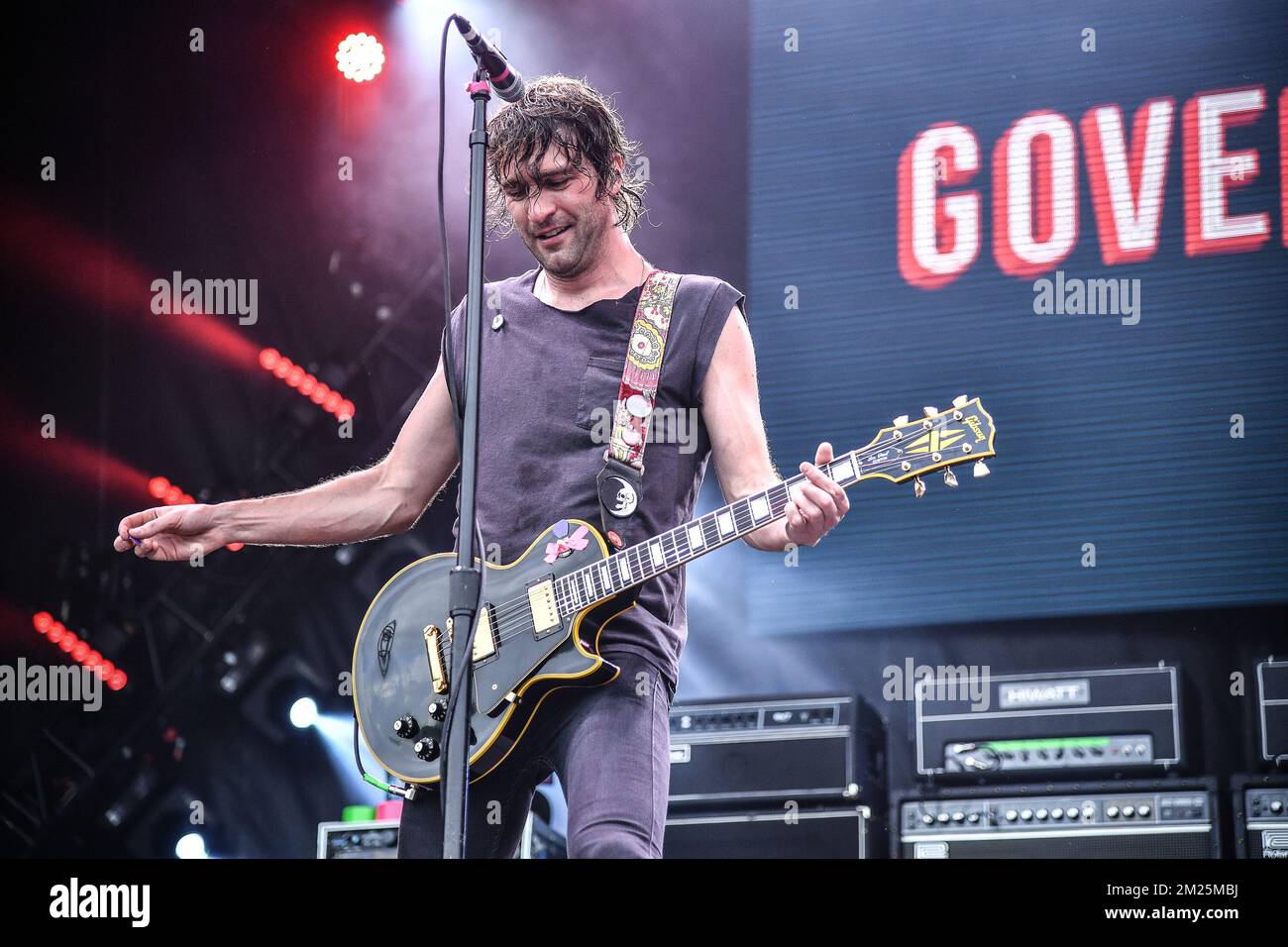 Governors Ball - Japandroids in concert Stock Photo - Alamy