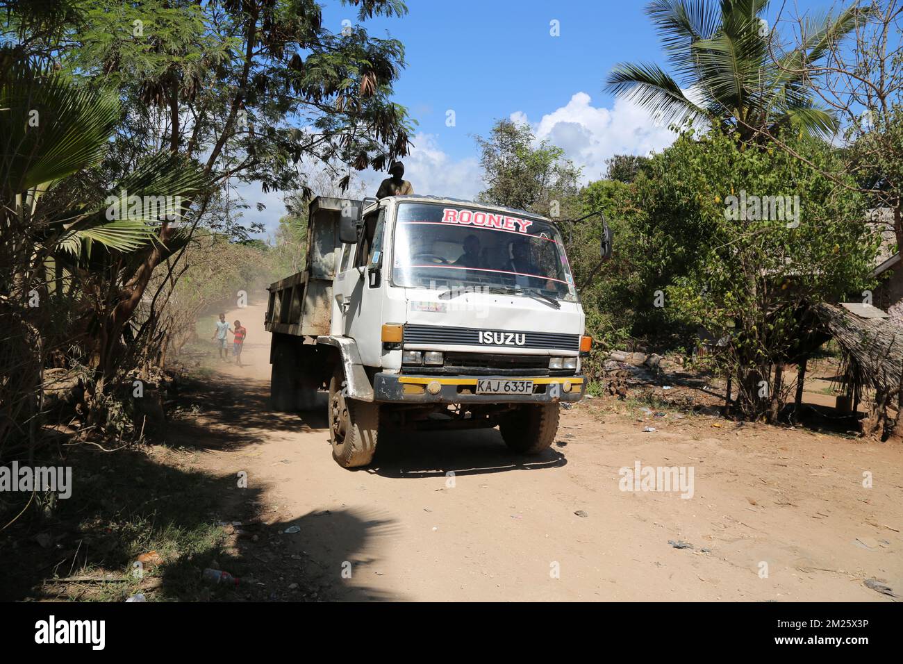 Driving on country road view hi-res stock photography and images - Alamy