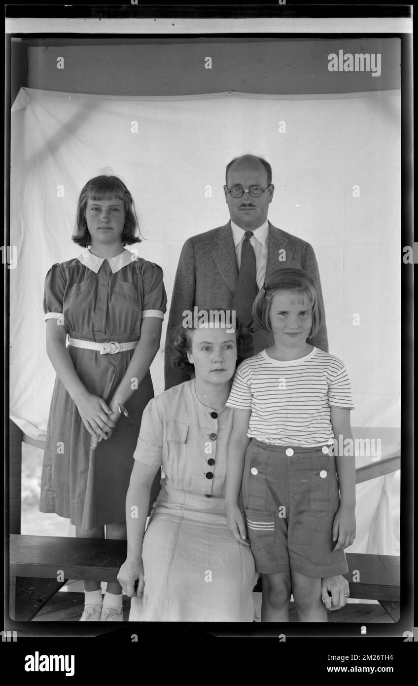Chamberlain family (Samuel, Narcissa, Narisse, and Stephanie) , Family ...