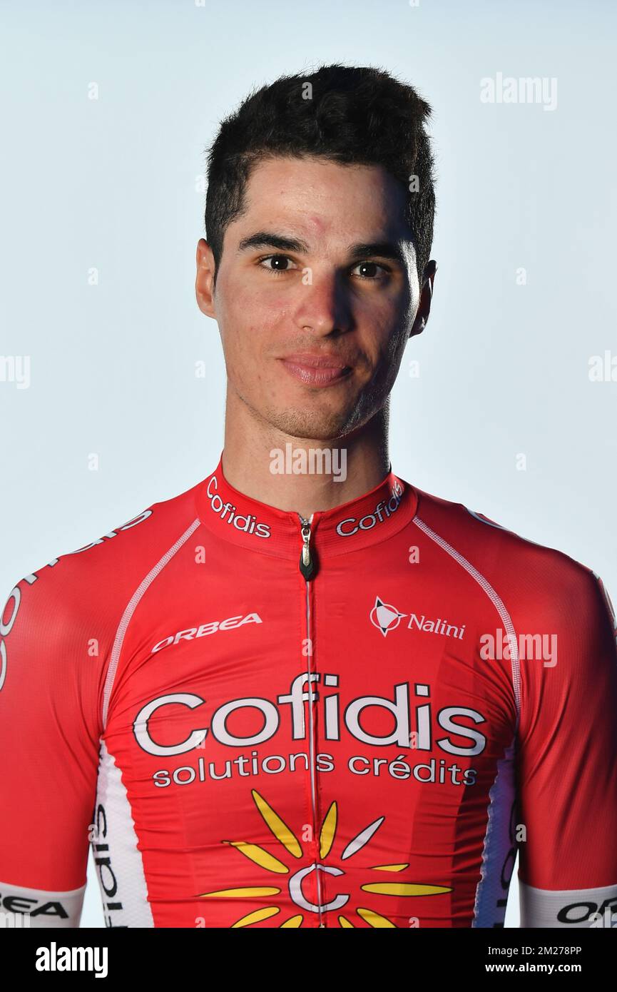 French Anthony Perez of Cofidis poses for the photographer during the ...