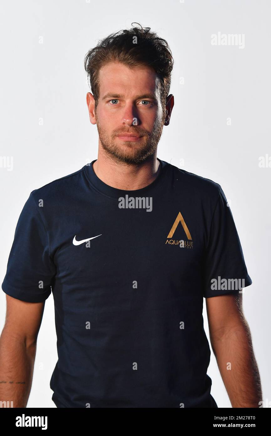 British Adam Blythe of Aqua Blue Sport poses for the photographer ...