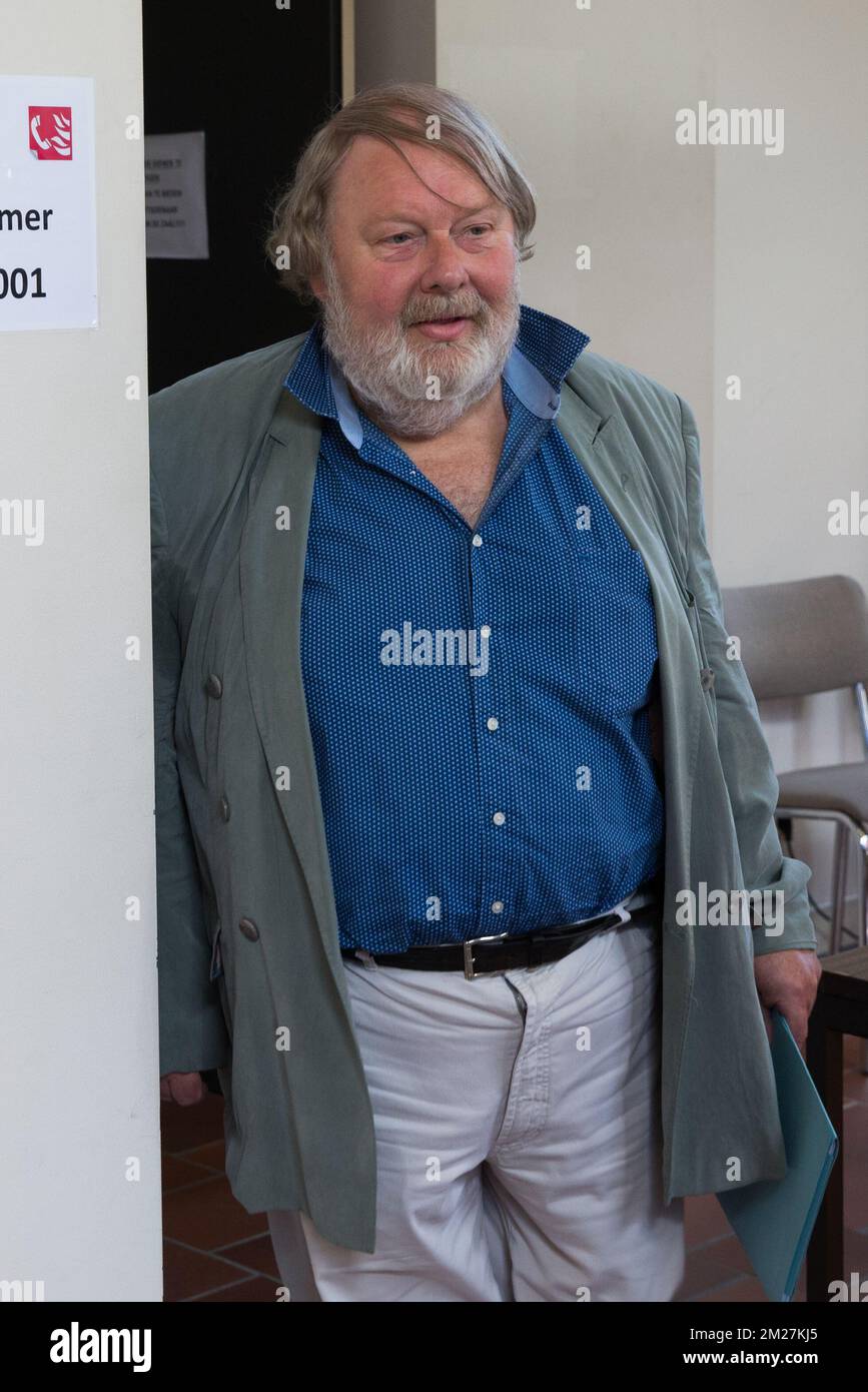 Crime meurtre police hi-res stock photography and images - Alamy