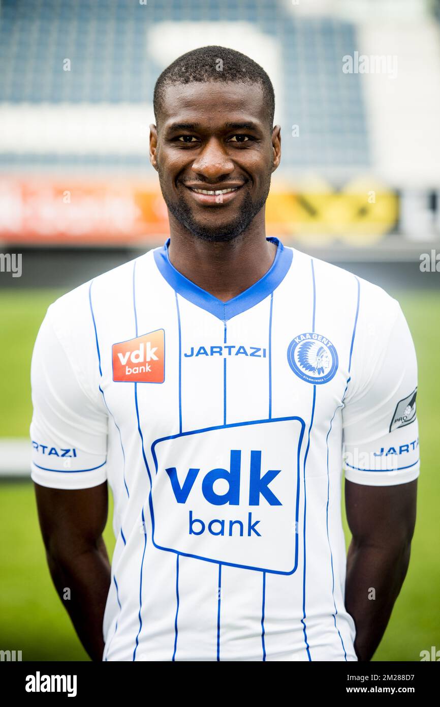 Gent's Mamadou Sylla Diallo poses for photographer at the 2017-2018 ...