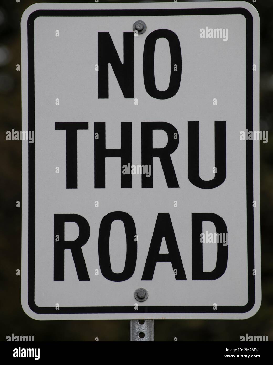 No thru traffic sign hi-res stock photography and images - Alamy
