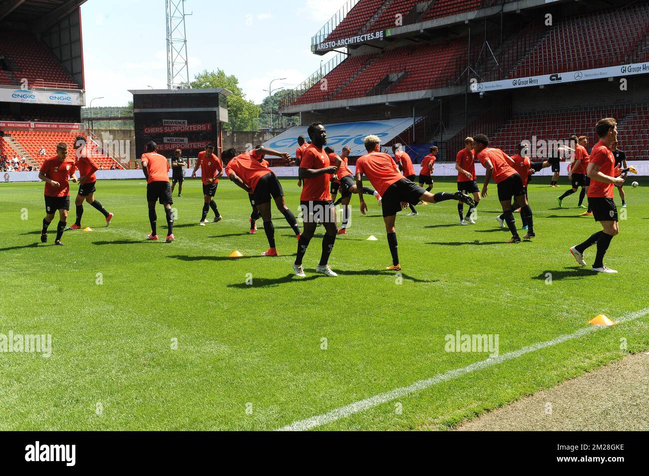 Standard's players pictured at the fan day of Belgian first league ...