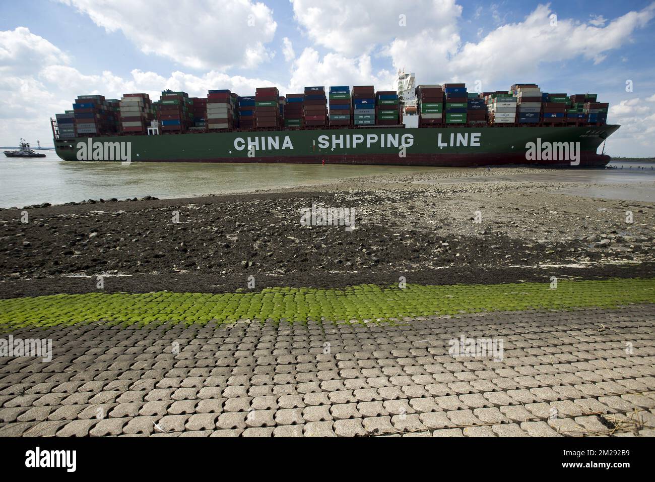 the scene where a container ship stranded in the Western Scheldt ...