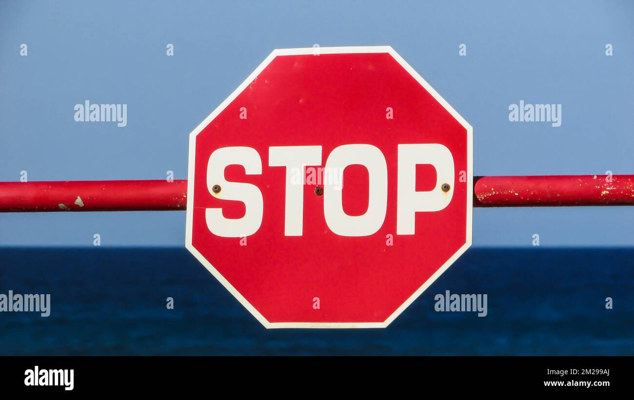 Signalitics panels stop | Panneaux de signalisation stop 28/04/2016 ...