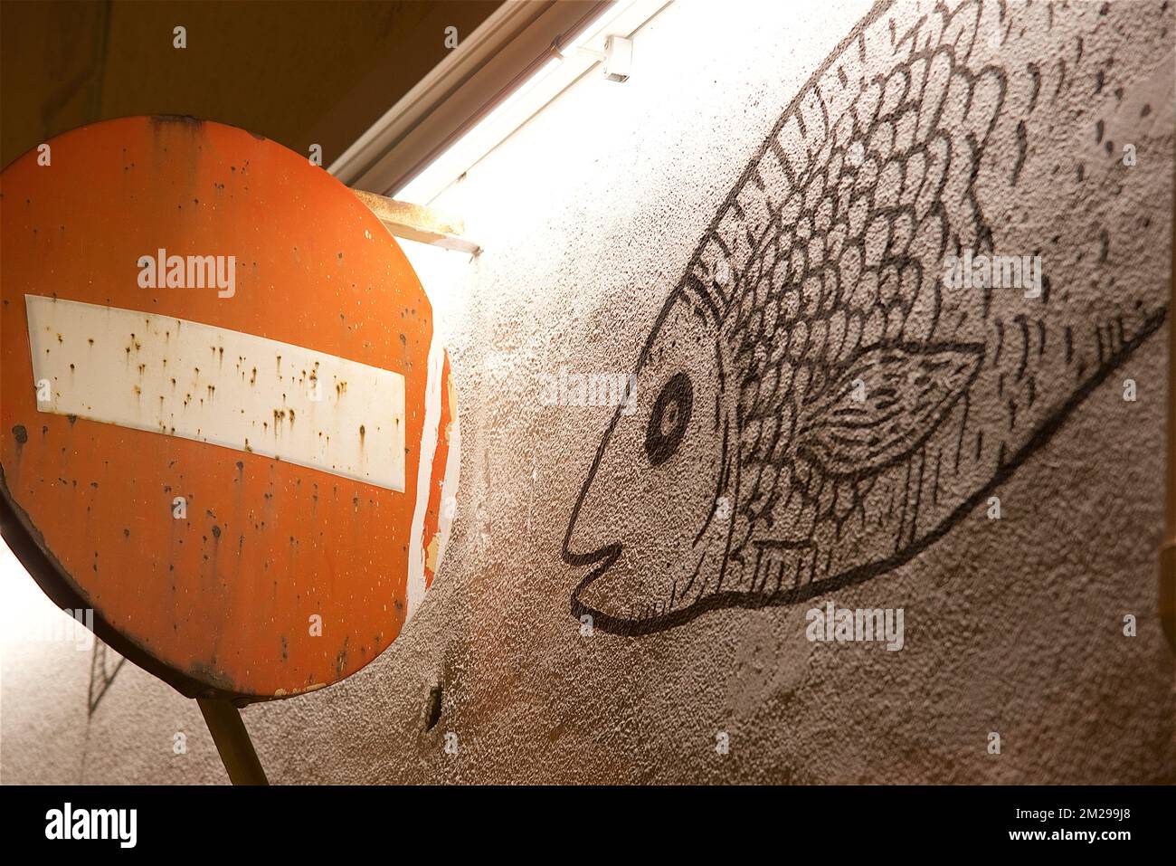 Fish prohibited | Interdit aux poissons 30/08/2017 Stock Photo - Alamy