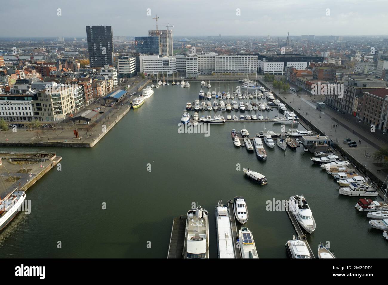 Anvers | Anvers - Vue du Port et ancien port depuis le sommet du MAS 08 ...