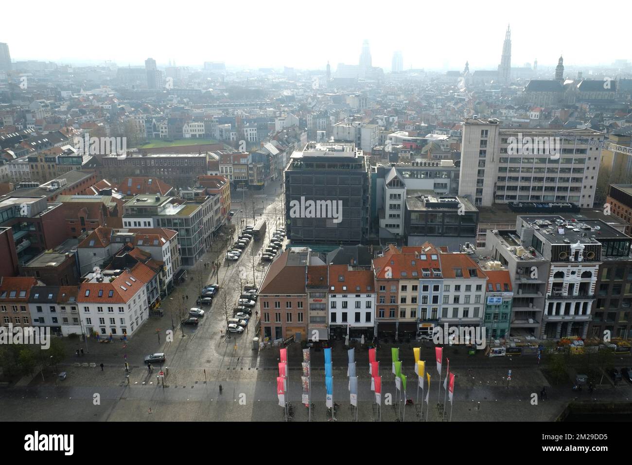 Anvers | Anvers - Vue du Port et ancien port depuis le sommet du MAS 08/12/2013 Stock Photo - Alamy