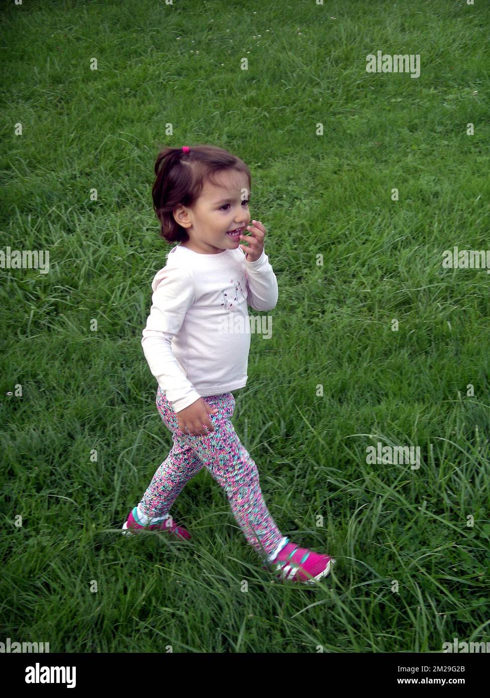 Child | Enfant petite fille 10/09/2017 Stock Photo - Alamy