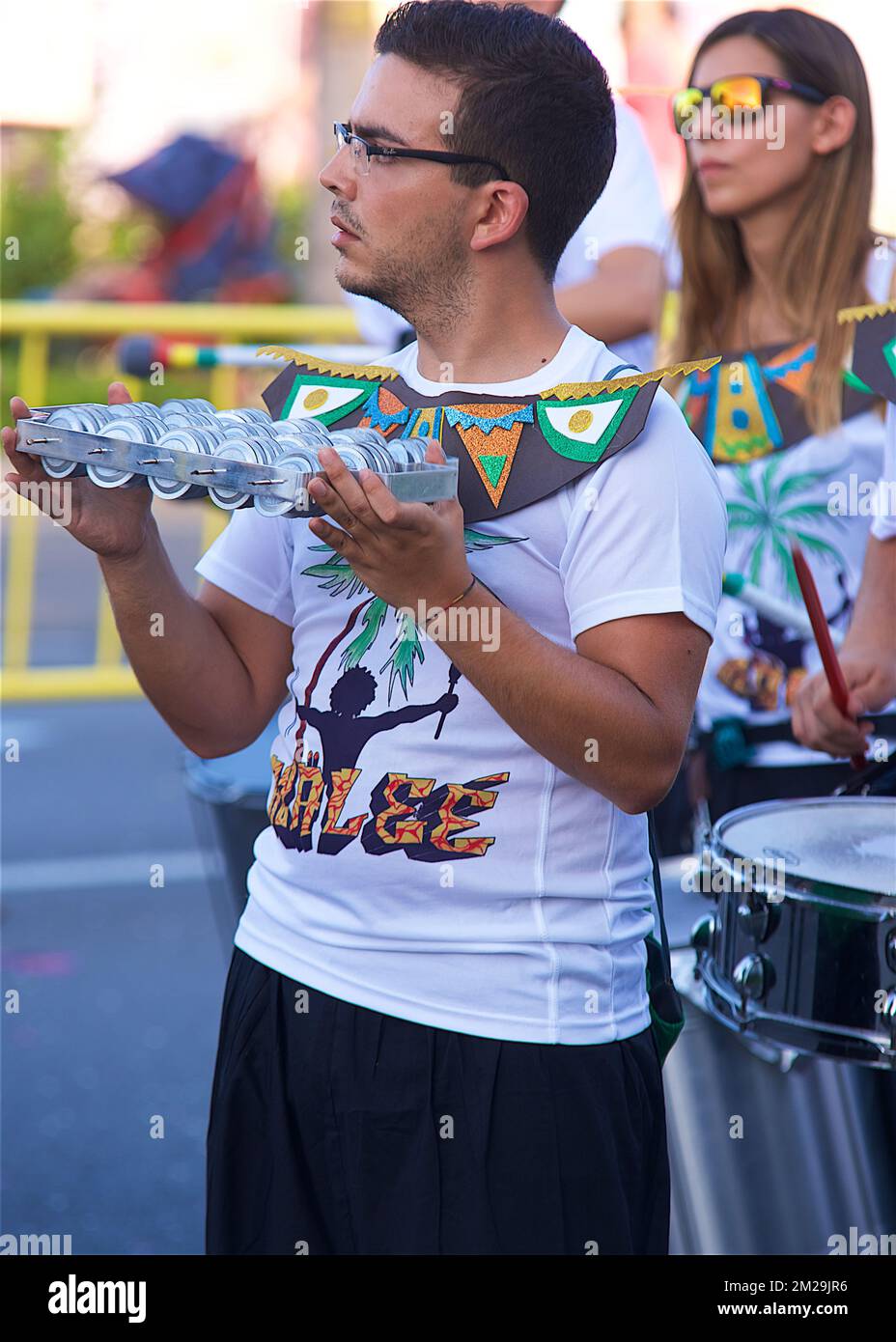 Percussioniste hi-res stock photography and images - Alamy