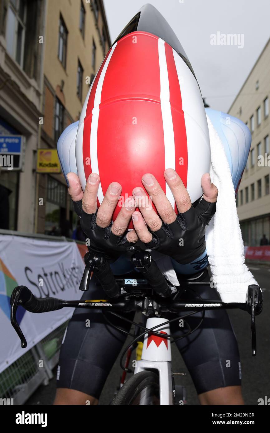 Belgian Ilan Van Wilder pictured after the men Junior individual time ...
