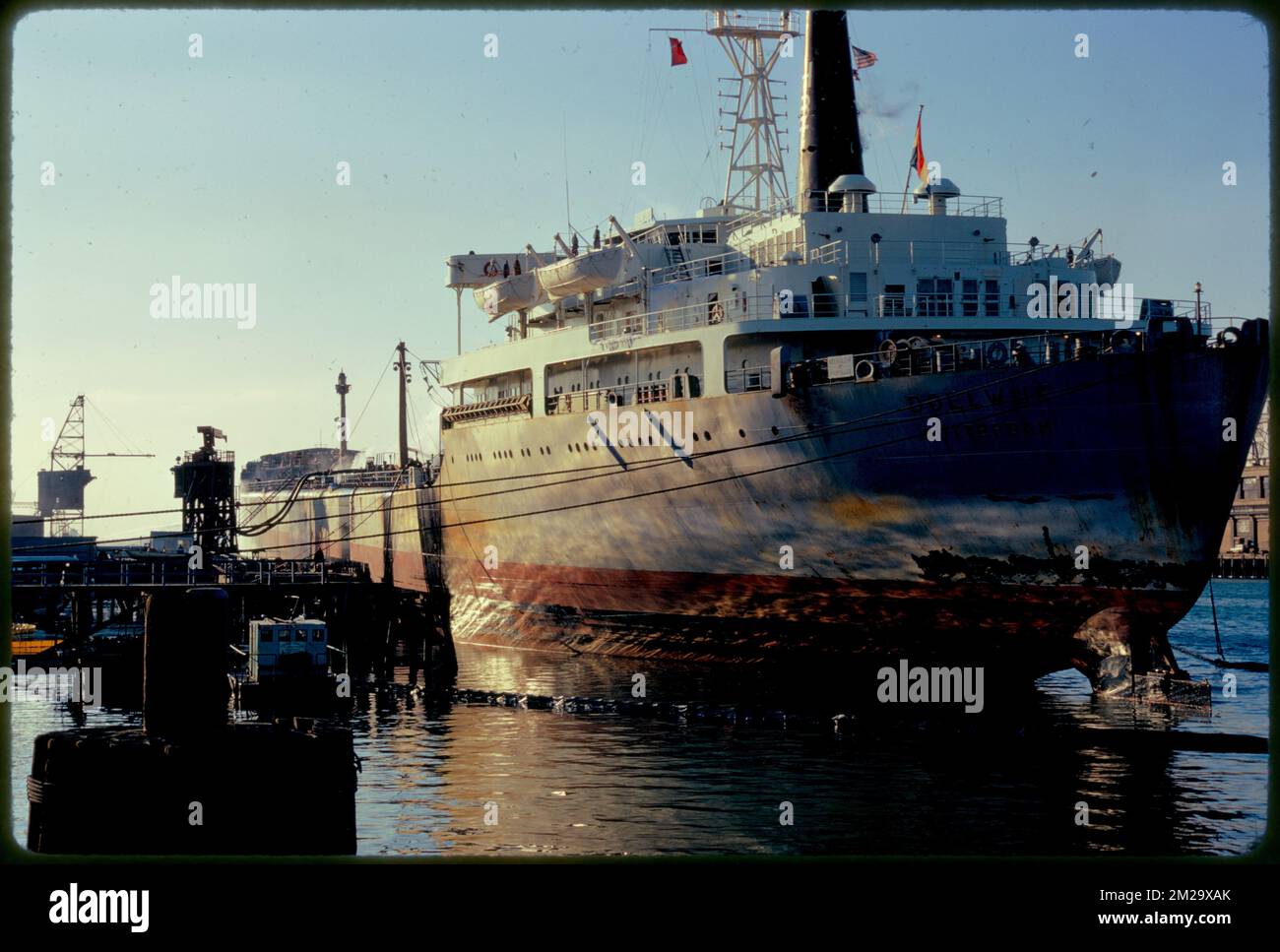 Cleanup of ship after oil spill South Boston - White Fuel Pier , Piers ...