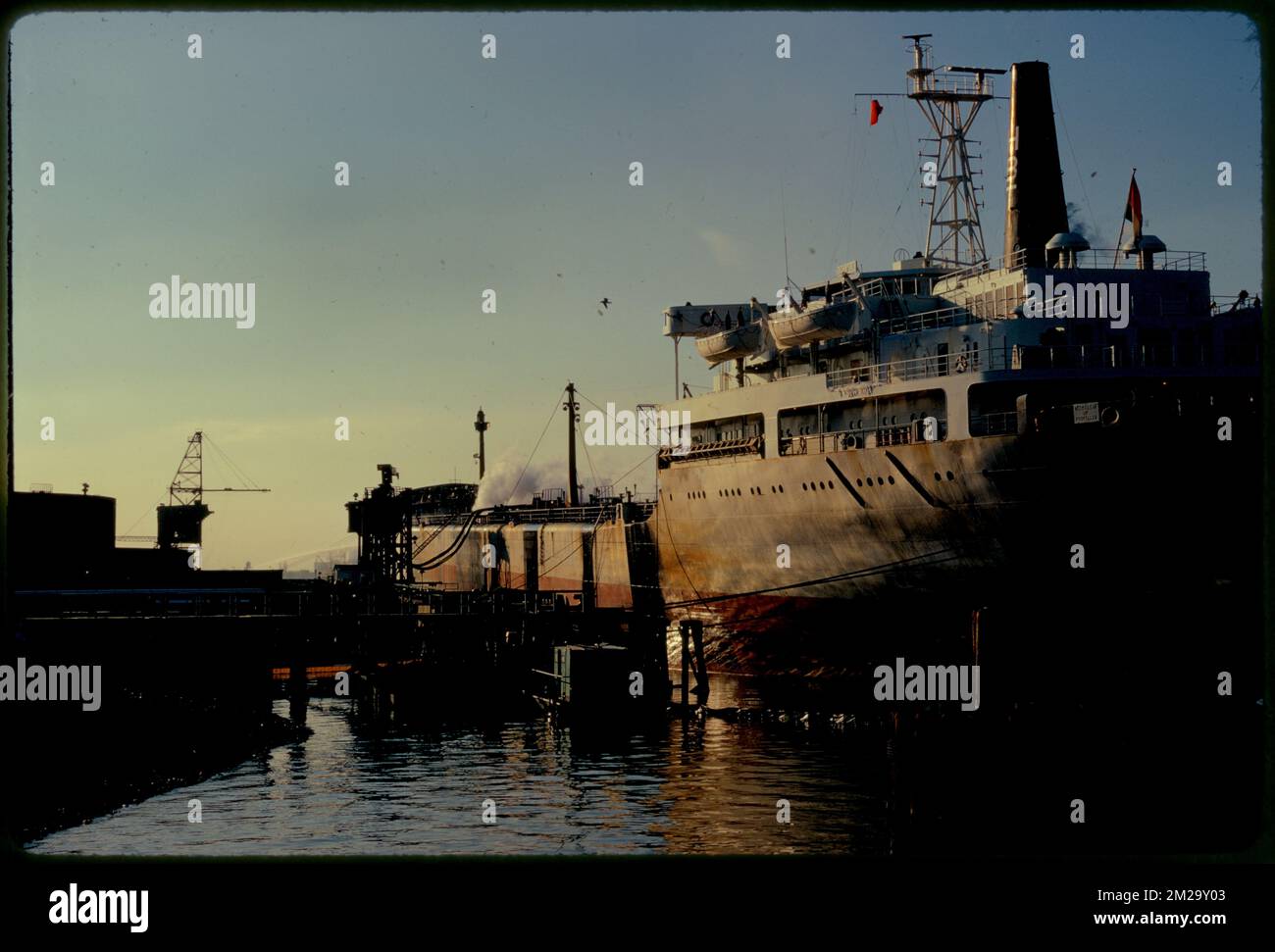 Cleanup of ship after oil spill South Boston - White Fuel Pier , Piers ...