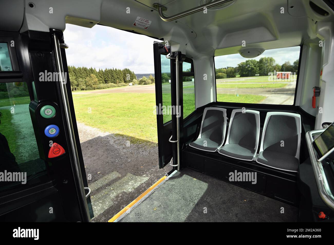 Bus sans conducteur hi-res stock photography and images - Alamy