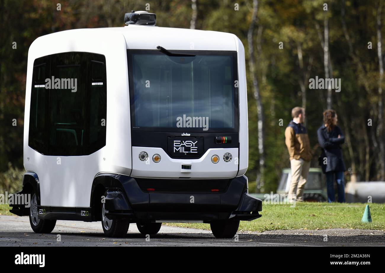 Bus sans conducteur hi-res stock photography and images - Alamy