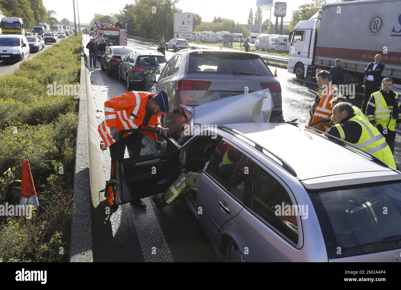 Illustration picture shows the scene of an accident at the E40 highway ...