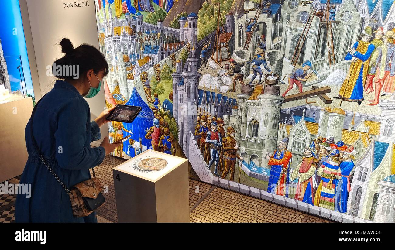 SHANGHAI, CHINA - DECEMBER 10, 2022 - Visitors visit the world's first ...