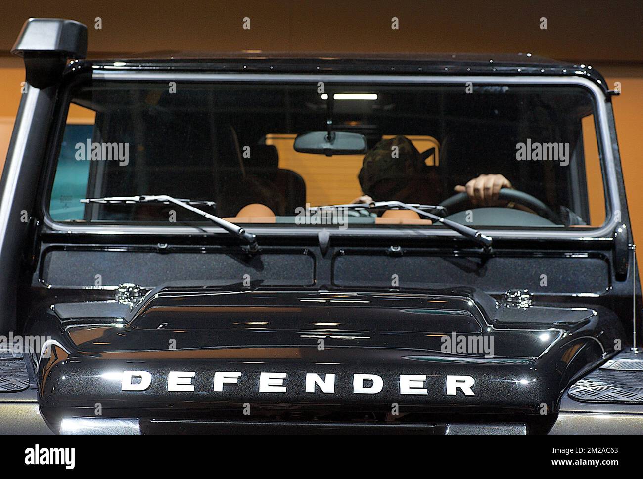 Land Rover Defender Stock Photo - Alamy