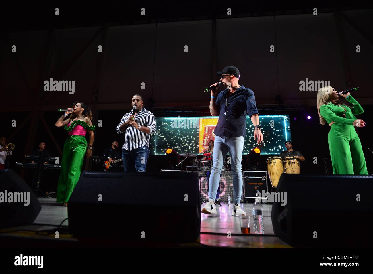 Ailyn dallera hi-res stock photography and images - Alamy