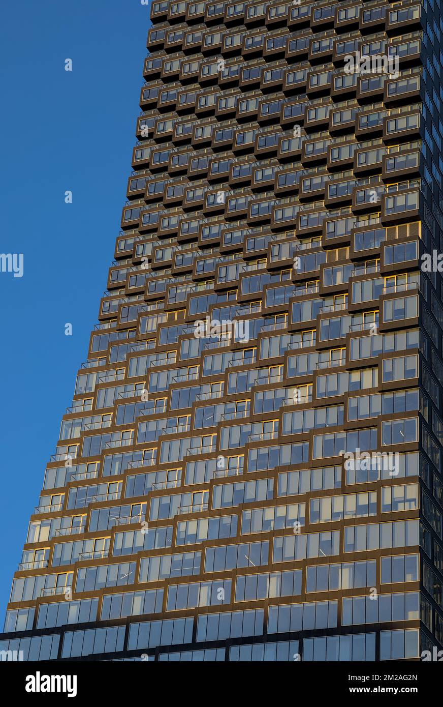 Abstract sky and downtown windows hi-res stock photography and images ...