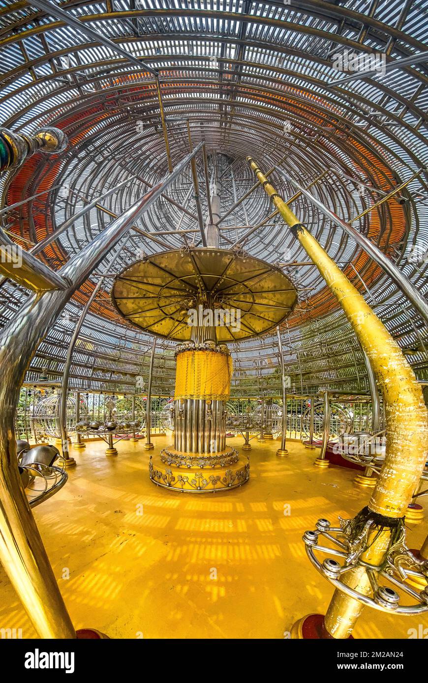 Phra Maha Chedi Tripob Trimongkol steel pagoda in Hat Yai, Songkhla ...