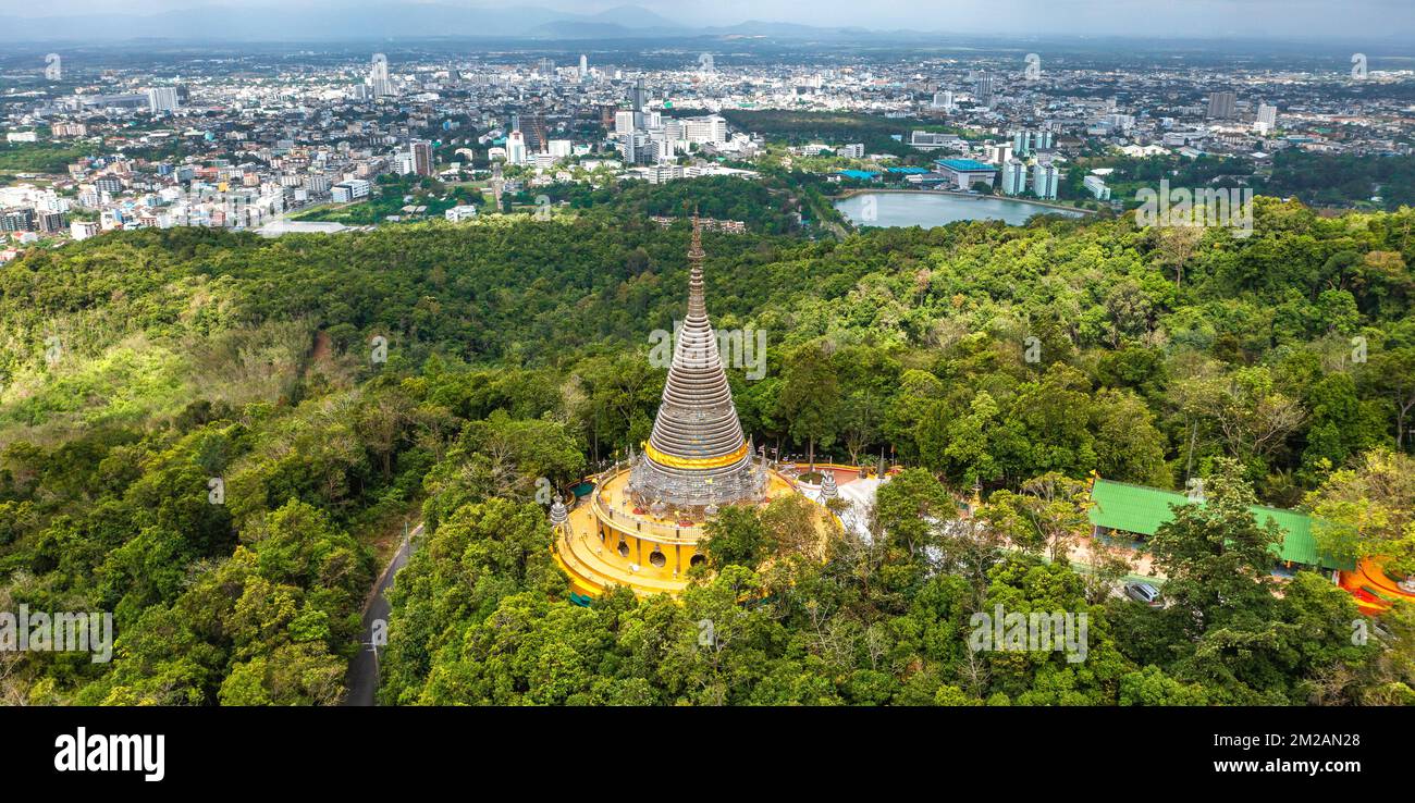 Phra Maha Chedi Tripob Trimongkol steel pagoda in Hat Yai, Songkhla ...