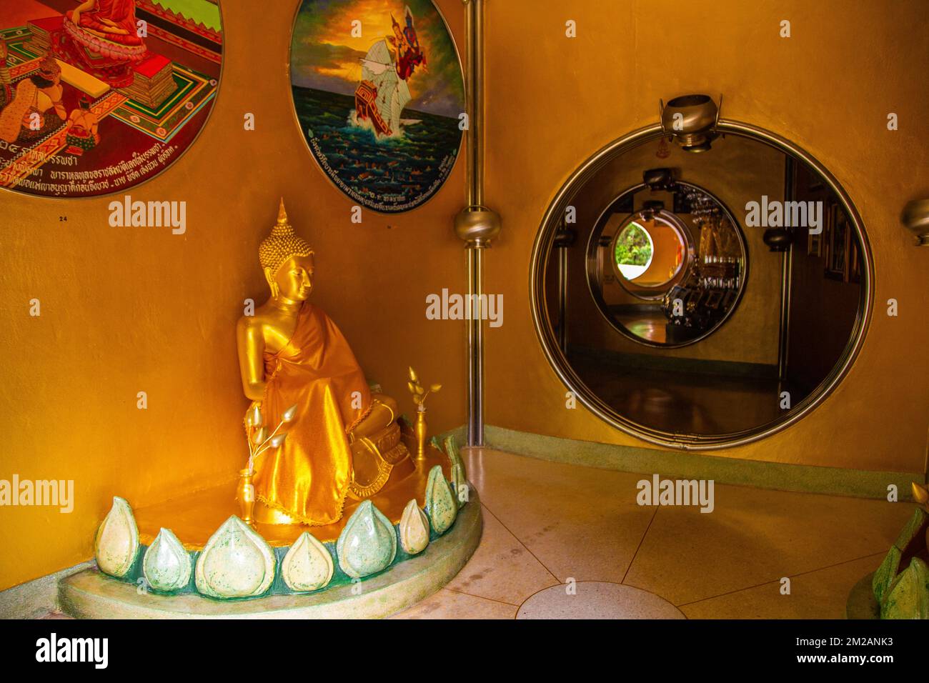 Phra Maha Chedi Tripob Trimongkol steel pagoda in Hat Yai, Songkhla ...