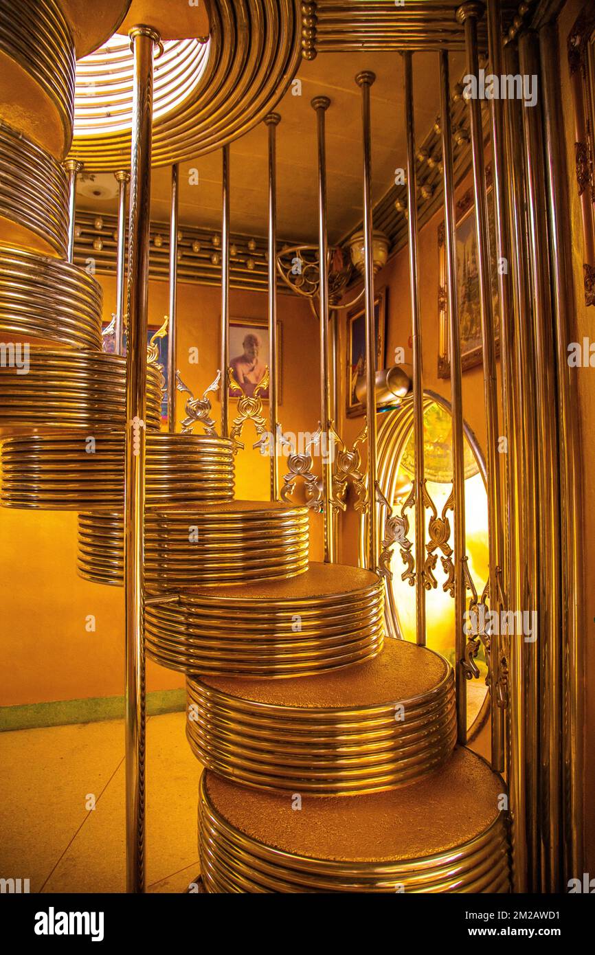 Phra Maha Chedi Tripob Trimongkol steel pagoda in Hat Yai, Songkhla ...