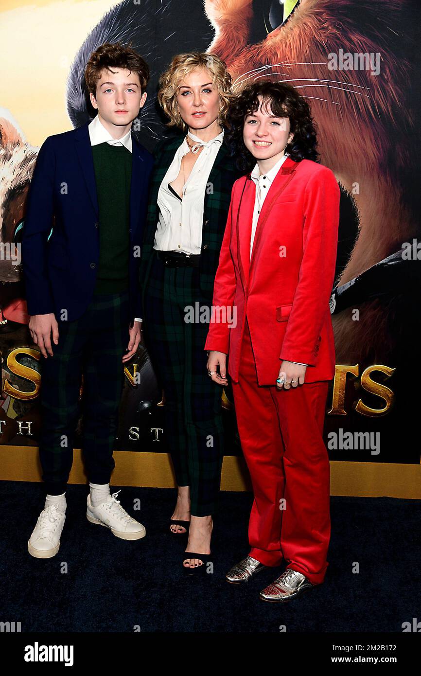 New York, New York, USA. December 13, 2022 Amy Carlson, son Nigel ...
