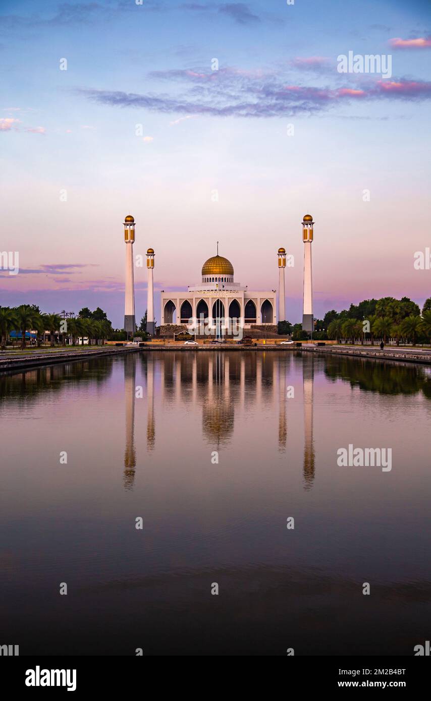 Central Mosque in Songkhla, Thailand Stock Photo - Alamy