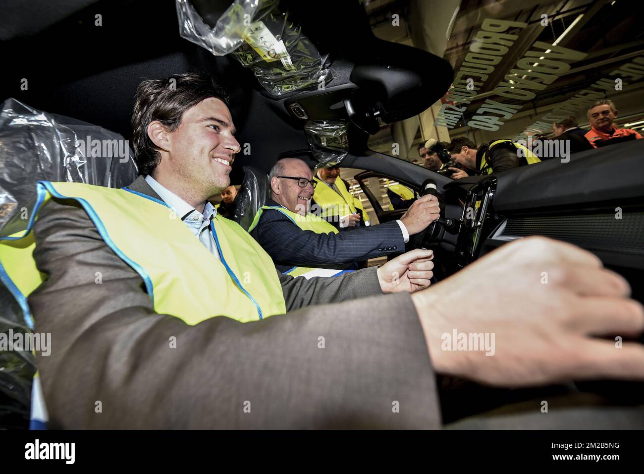 Production de voitures de sport hi-res stock photography and images - Alamy