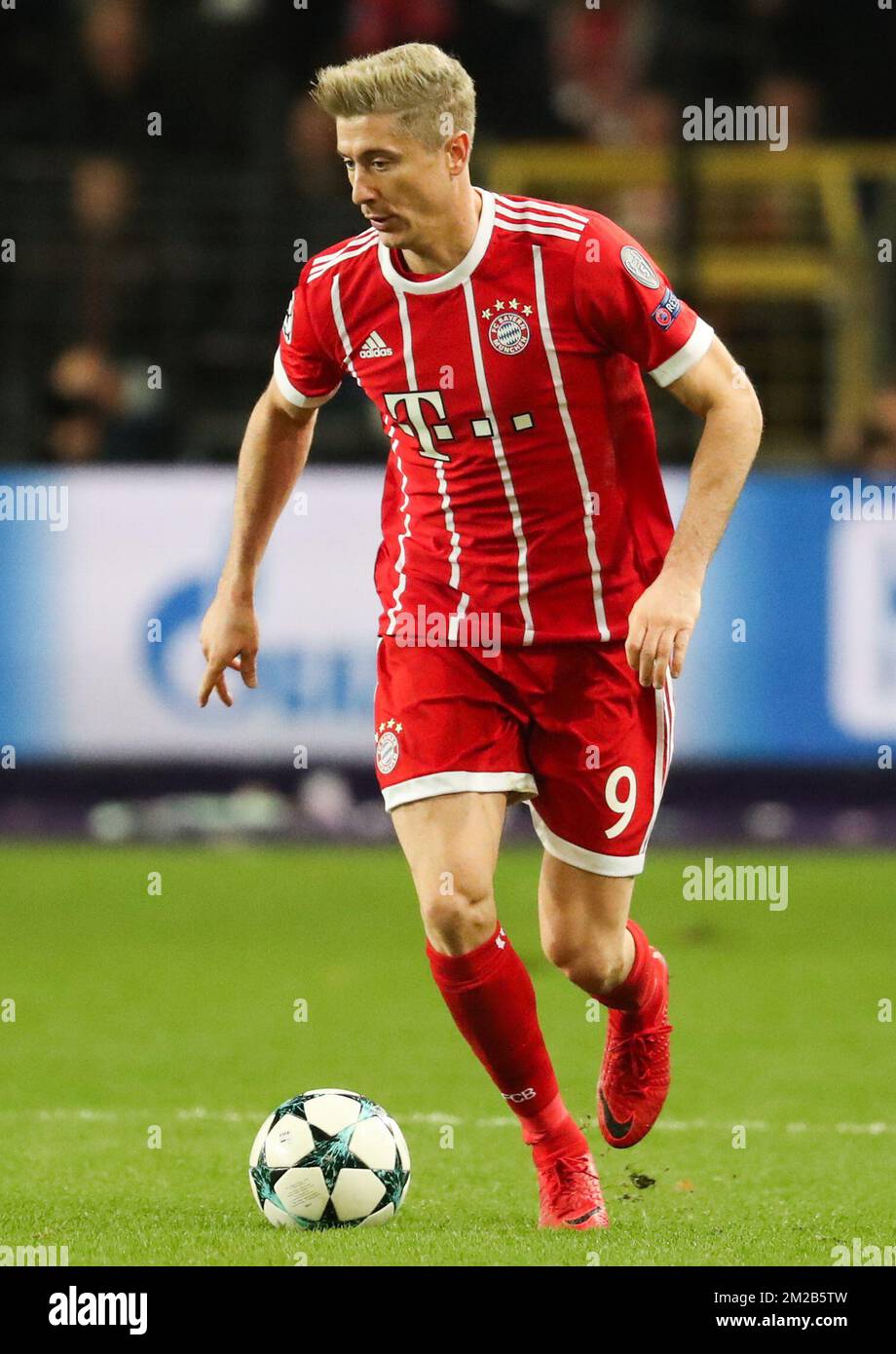Soccer robert lewandowski hi-res stock photography and images - Alamy