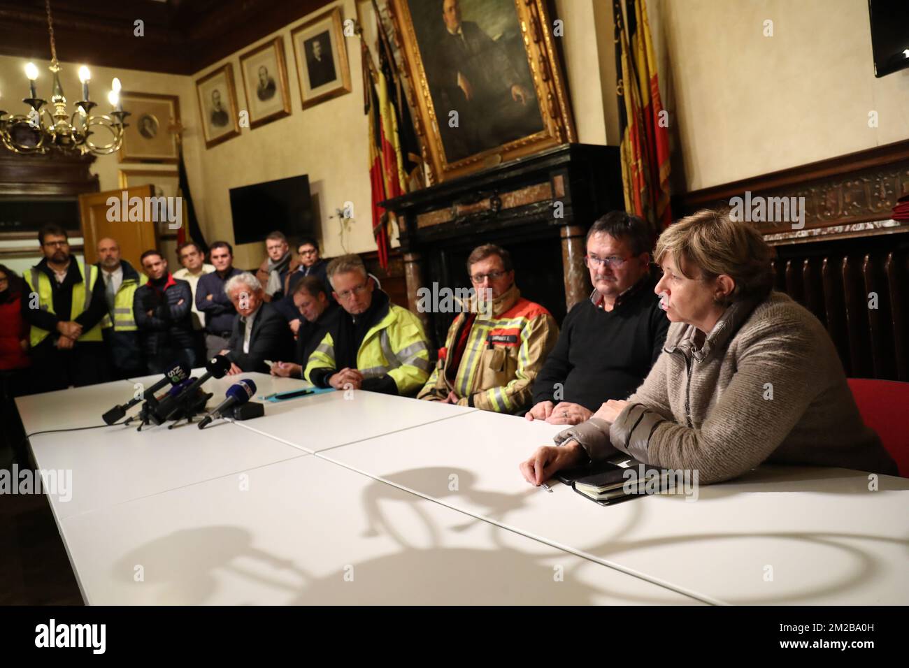 Minister of Mobility Francois Bellot (L), Infrabel chairman Luc ...