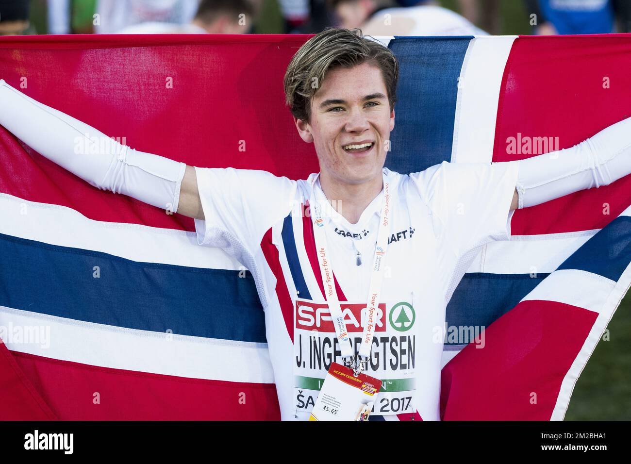 Jakob Ingebrigtsen celebrate after winning the U20 Men Race at the ...