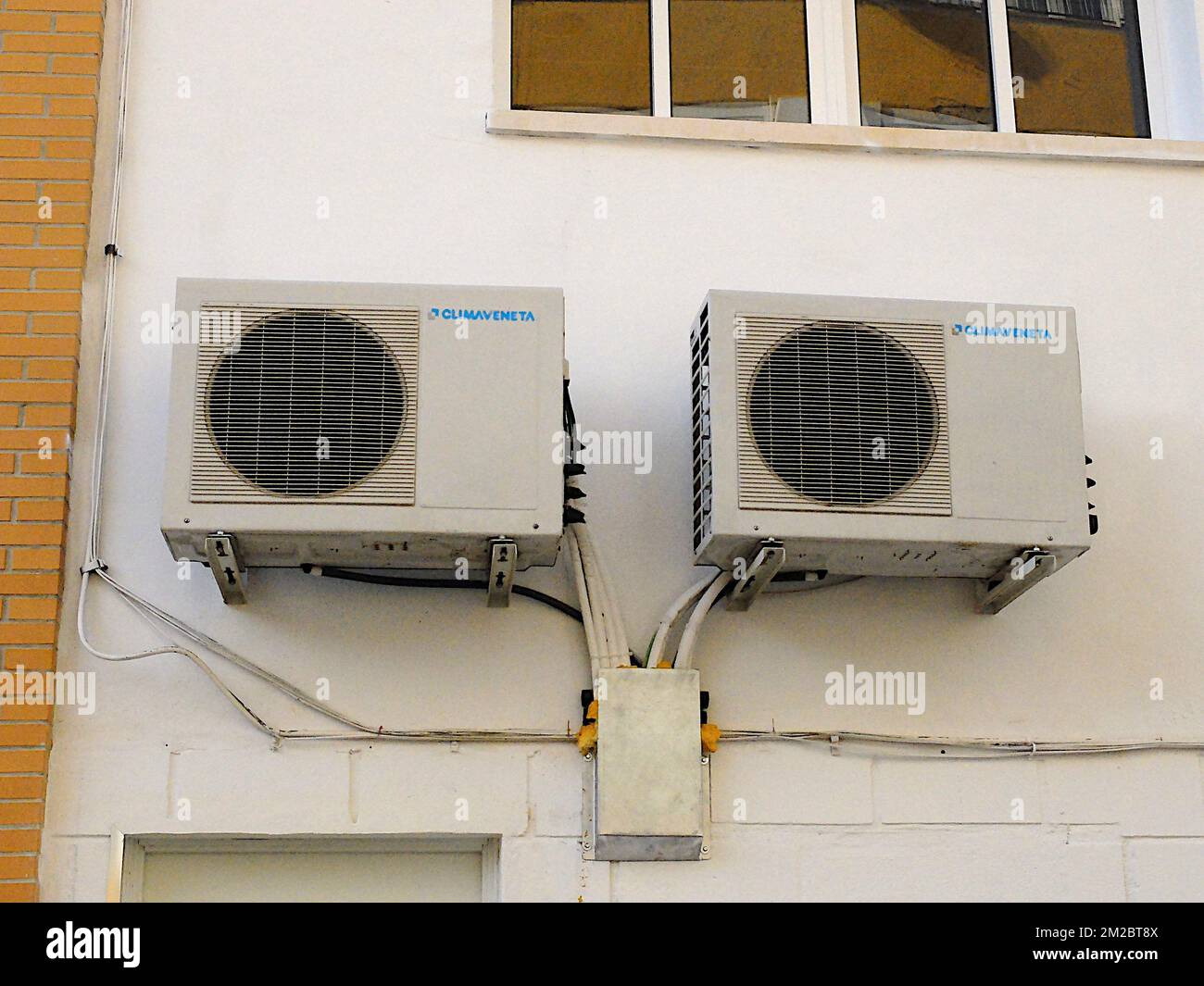 Air conditioning machine | moteur d' air conditionné 20/12/2017 Stock ...