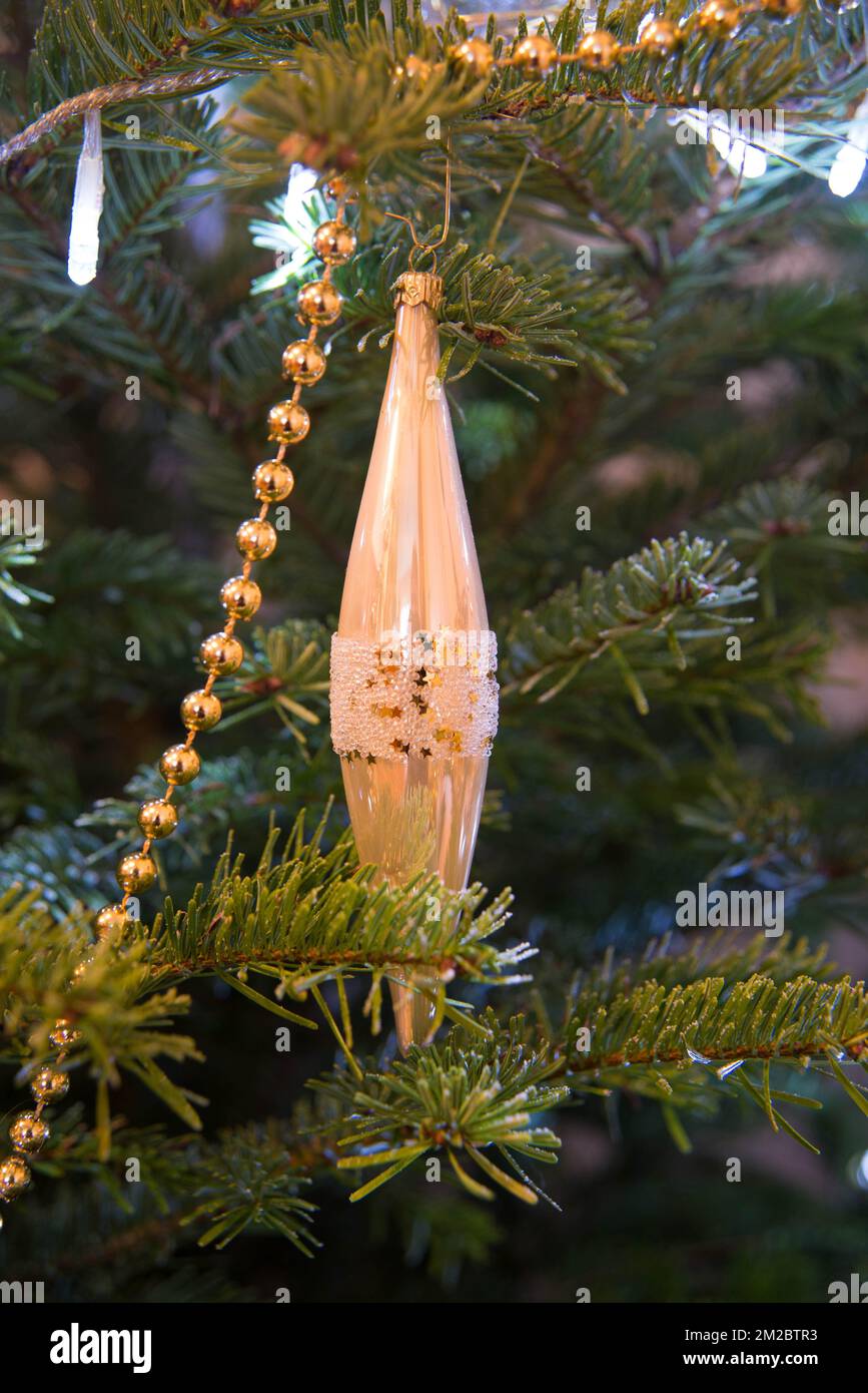 Christmas tree. | Sapin de Noël. 05/05/2016 Stock Photo - Alamy
