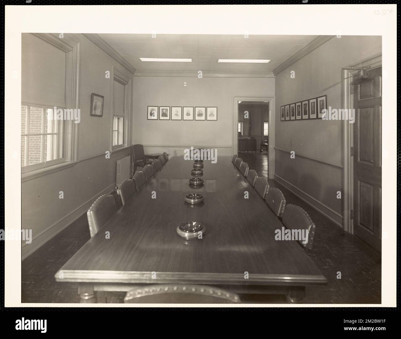 Conference room , Armories, Ordnance industry, Conference rooms ...