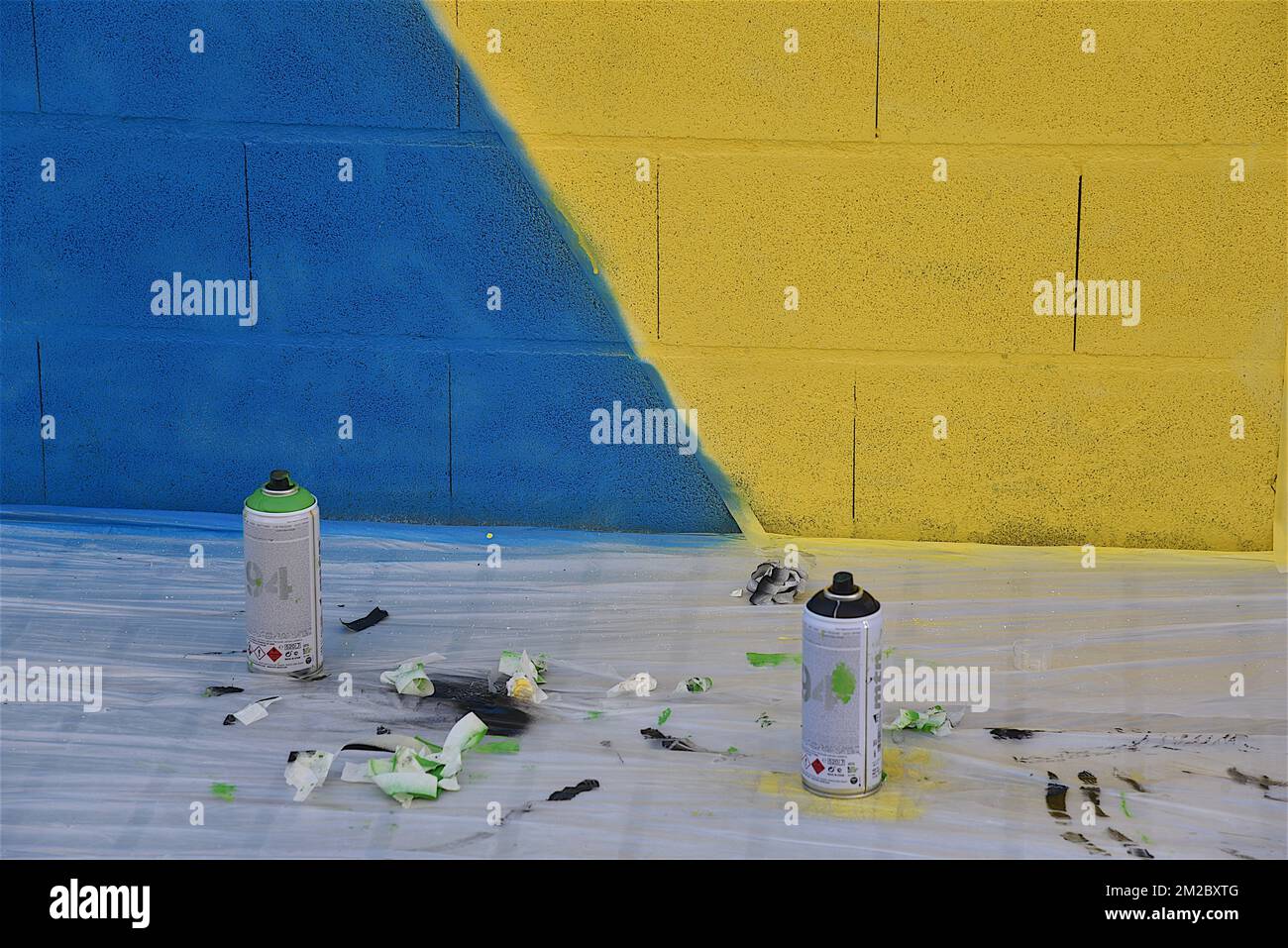 Graphist at work | Graffeur au travail 30/12/2017 Stock Photo - Alamy